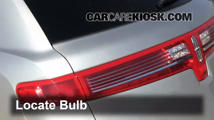 Tail Light Change 2010-2016 Lincoln MKT - 2012 Lincoln MKT 3.7L V6